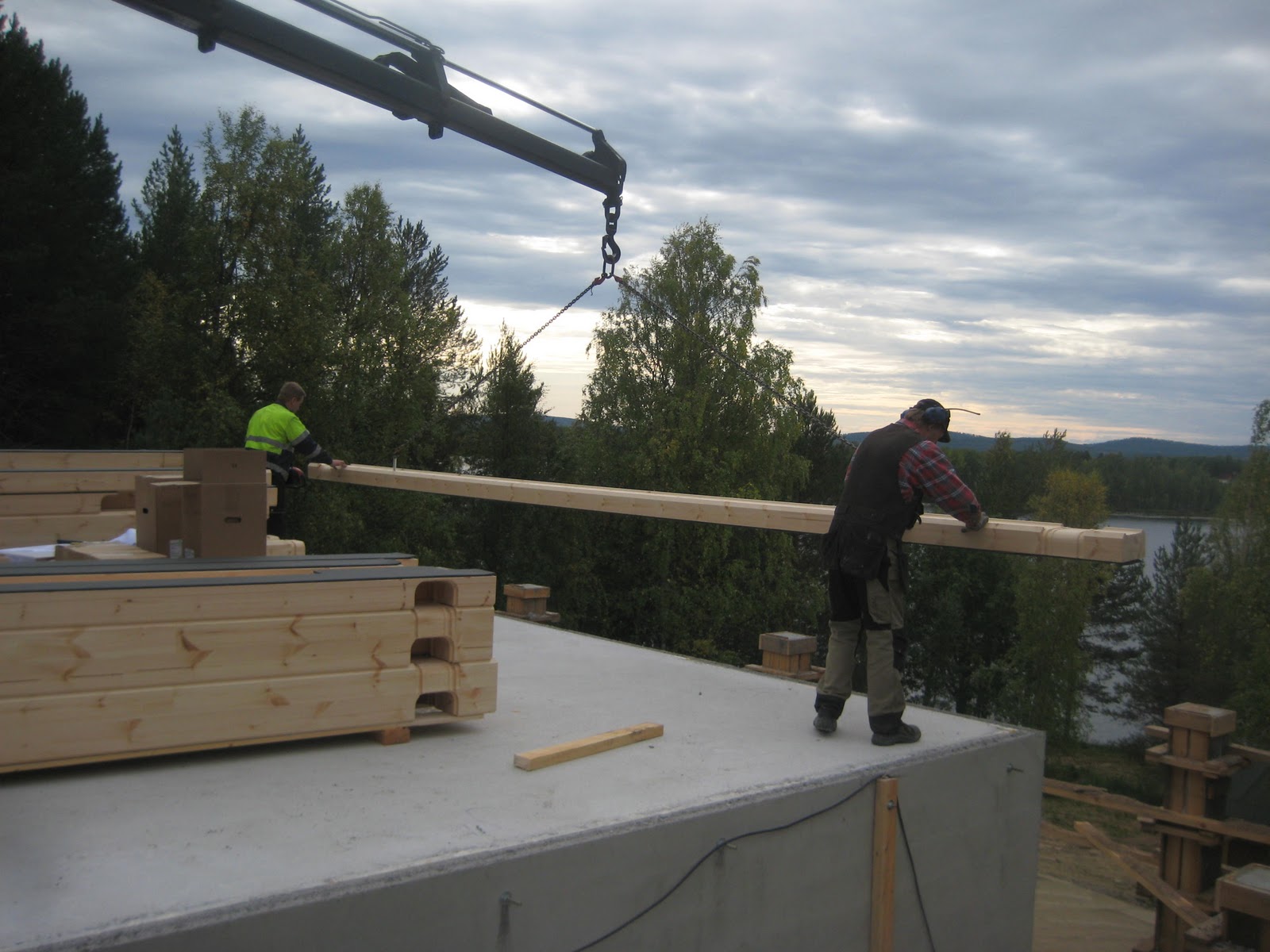 Villa Maria Maison en bois: Enfin des madriers sonti ici ;)