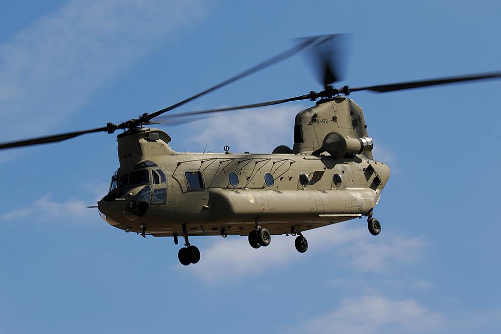 Royal Netherlands Air Force takes delivery of first CH-47F Chinook ...