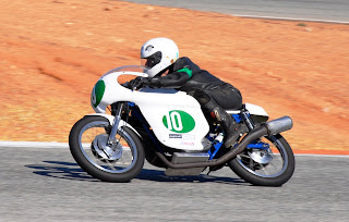 Ducati Single Racing: 2011 - Our First meeting