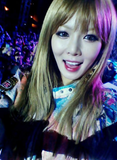 4minute Hyuna Selca
