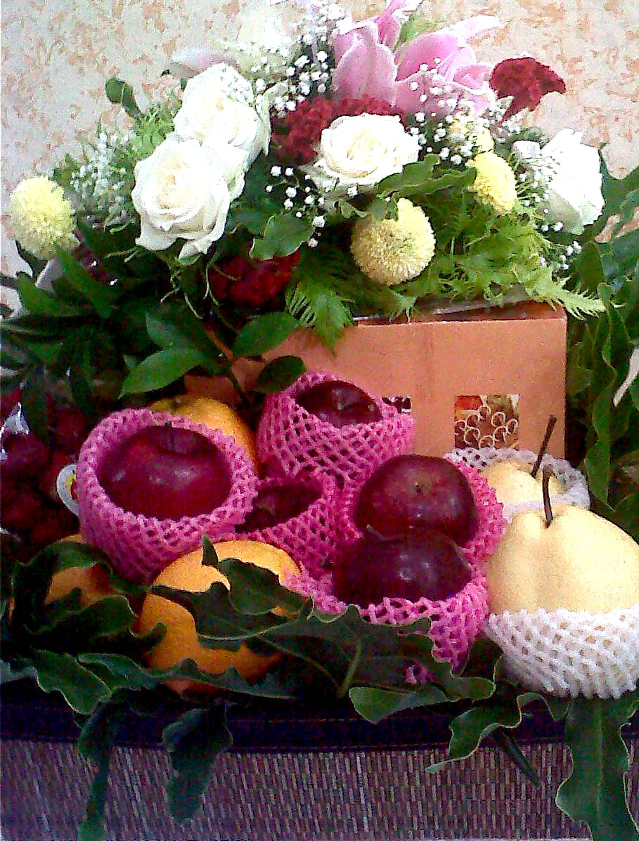 Morning Glory Decoration: BUNGA DAN BUAH-BUAHAN HIASAN