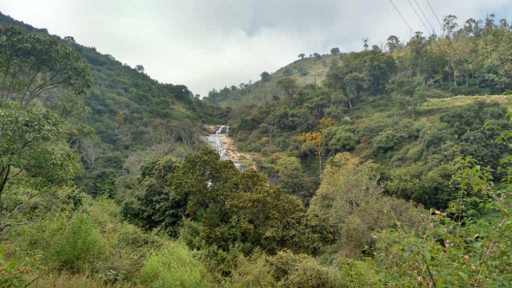 Tamilnadu Tourism: Kalhatti Falls, Ooty, Nilgiris