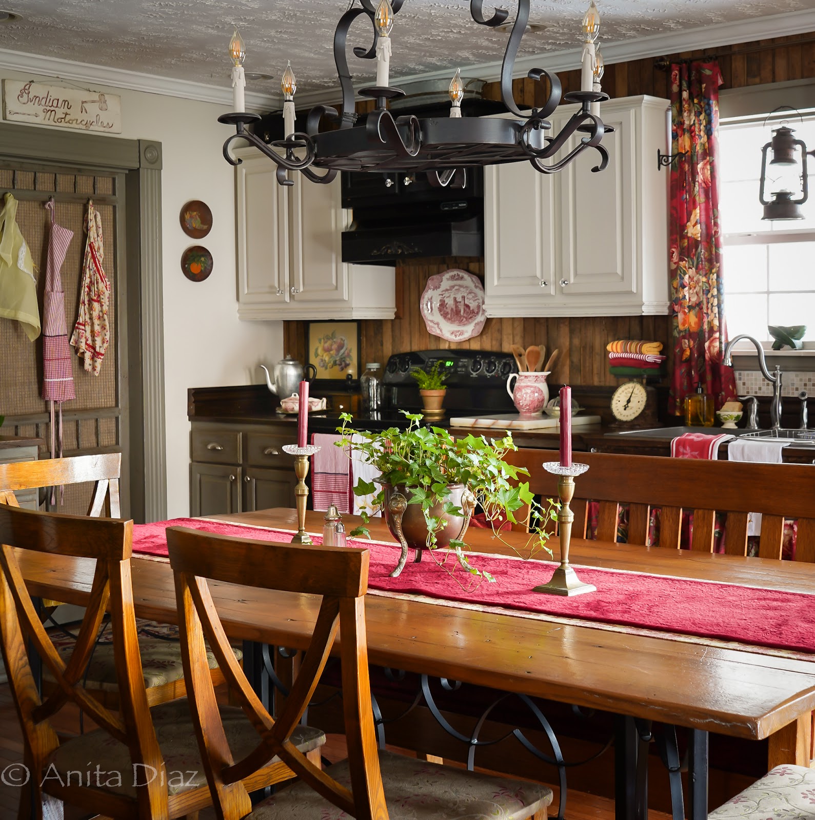 Victorian Spring Home Tour - Whispering Pines Homestead