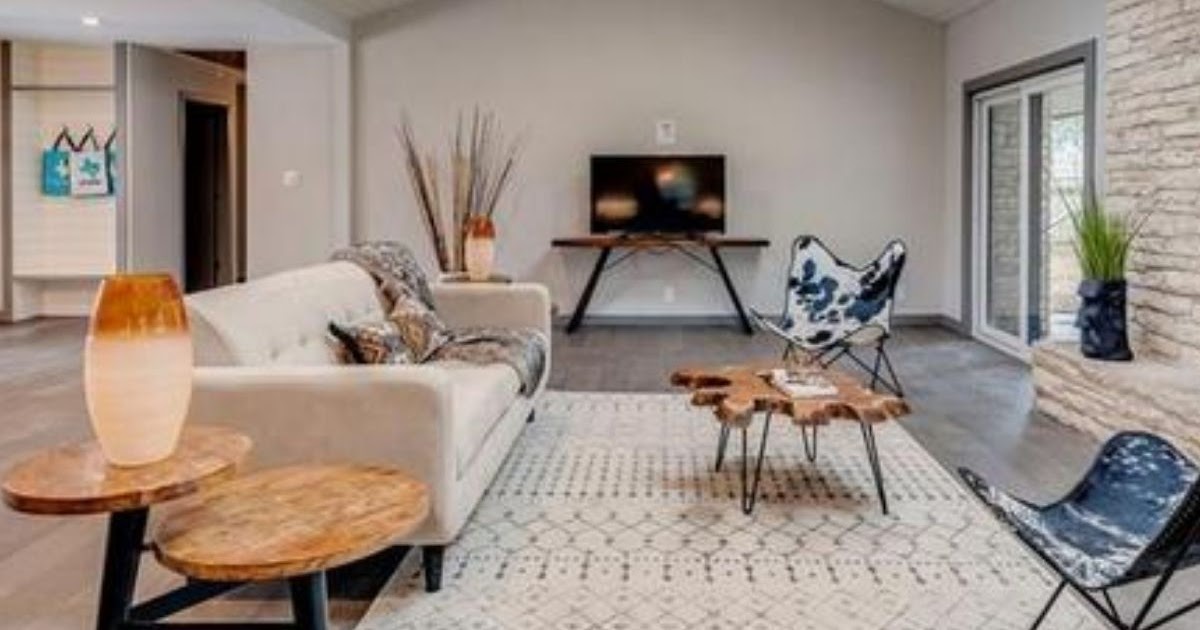 Contemporary Designing Style in Austin with Placements