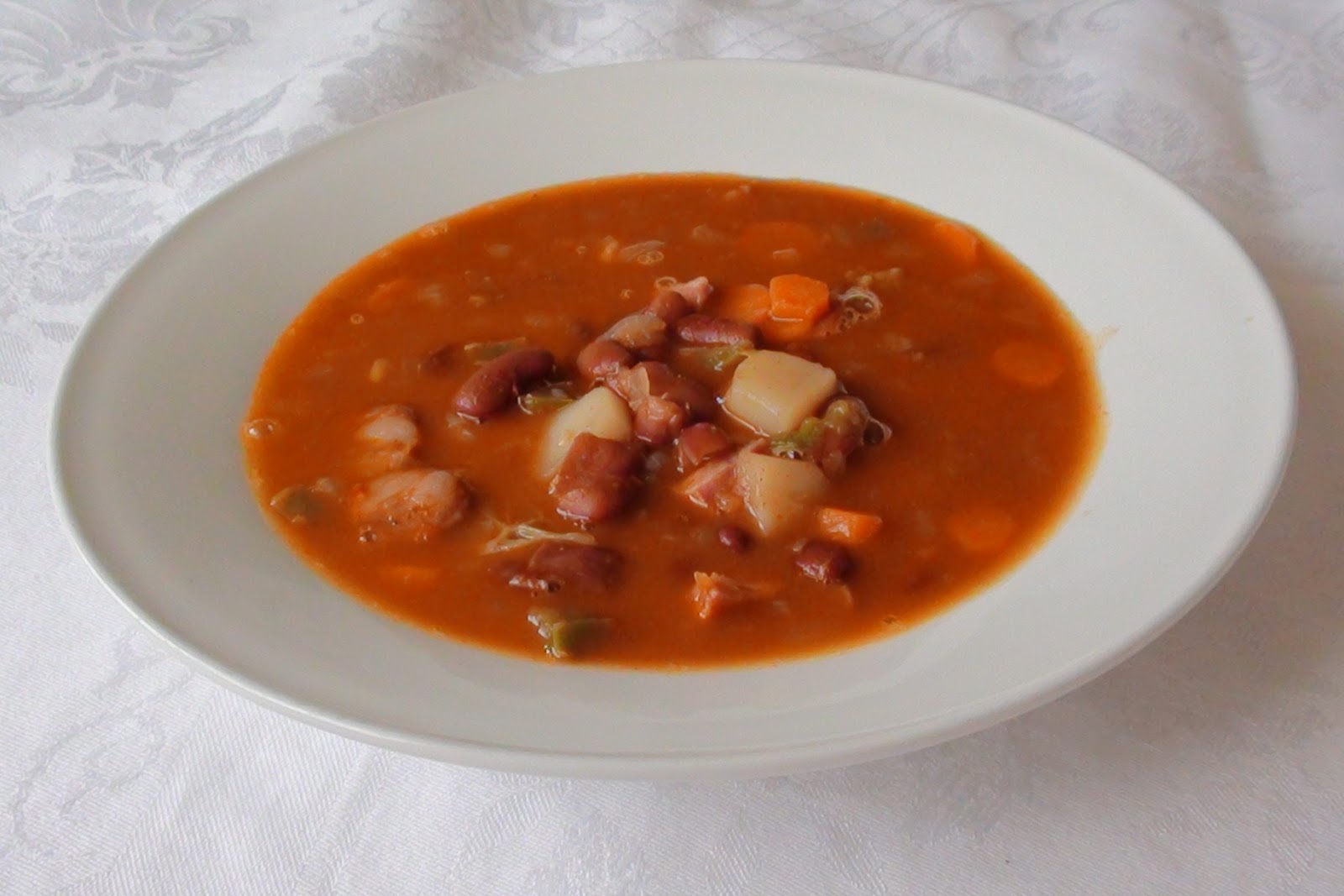 zsuzsa is in the kitchen: BEAN GOULASH - BABGULYÁS