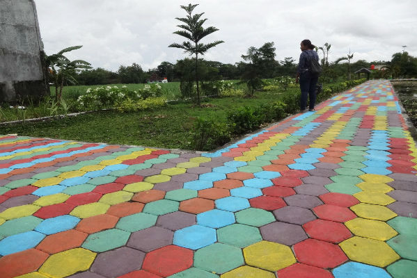 3 Rekomendasi Cat Paving Terbaik dan Cara Pengaplikasiannya | Pengadaan ...