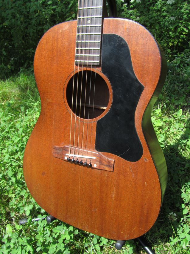 c.1964 Gibson LG-0 Guitar