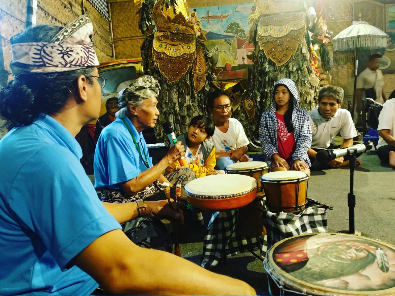 Made Taro Kenalkan Aksara Bali Lewat Lagu dan Permainan Tradisional ...