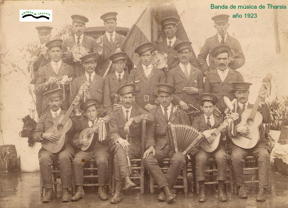Amigos de Tharsis: A los 65 años de la Banda de música.