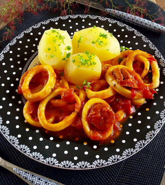 CALAMARS À LA PROVENÇALE