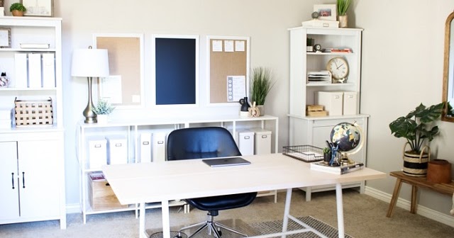 Bootstrap Business: Top 4 Reasons Why You Need To Decorate Your Workplace