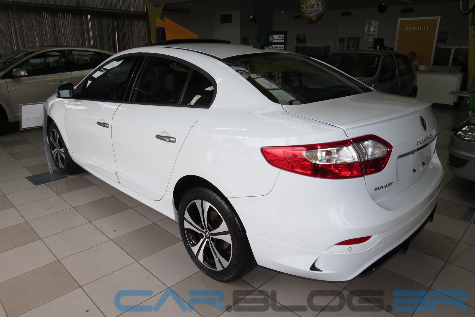 Renault Fluence GT Turbo: fotos, preço e especificações