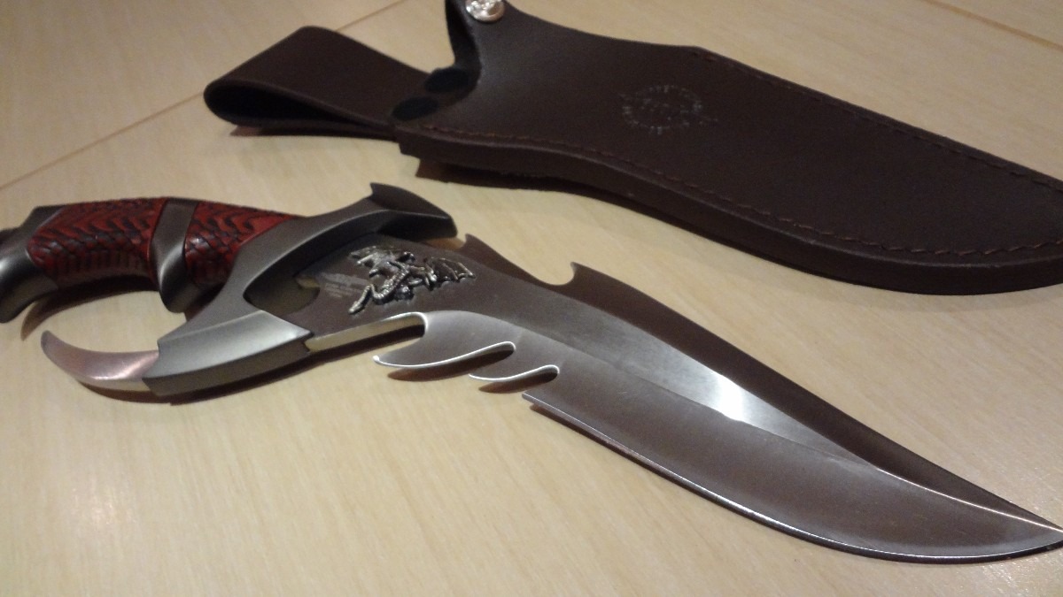 lista de todas as armas que se pode imaginar de prefencia com imagens