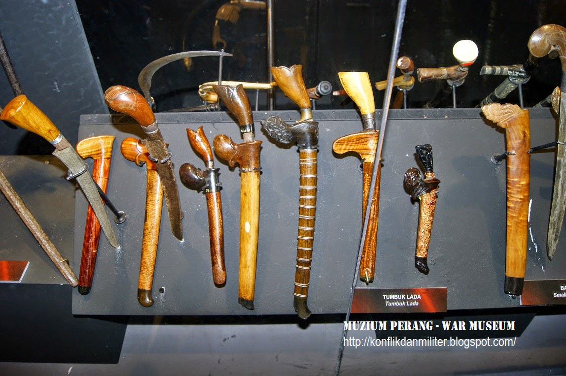 Sejarah Konflik & Militer: Malay Traditional Weapon, Firearms & Cannon ...