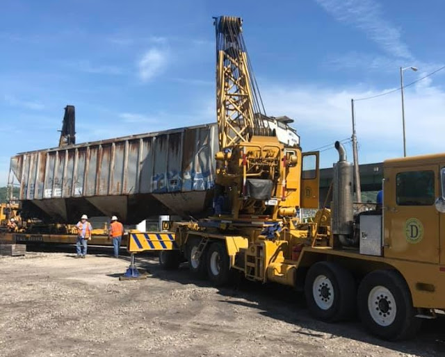Industrial History: MoW: Sidebooms or sidewinder (a dozer with a boom ...
