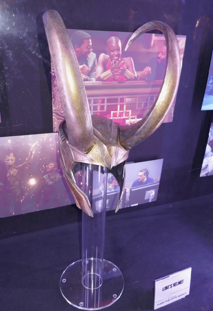 Hollywood Movie Costumes and Props: Screen-used Marvel Cinematic ...