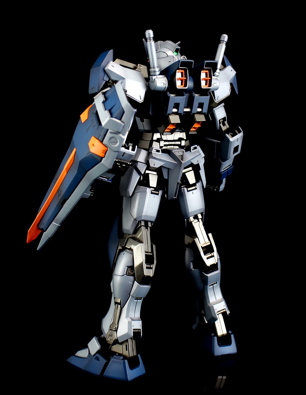 Gundam Family: GAT-X102 Duel Gundam Assault Shroud Painted Build