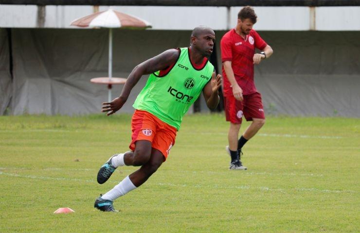 Sandro Silva volta ao America para a disputa do Cariocão ~ O Curioso do ...