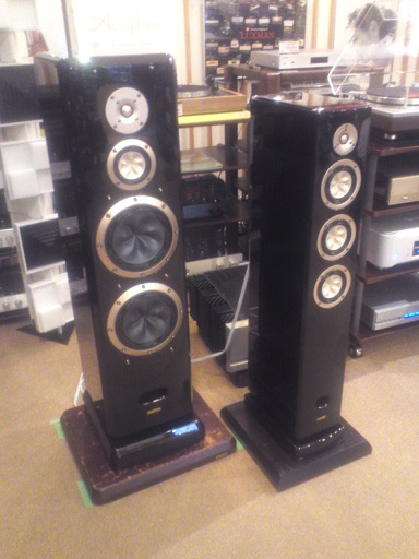 audio square fujisawa: FOSTEX『G2000a』『GX250MG』の、ピアノブラック仕上げが正式に発表されました。