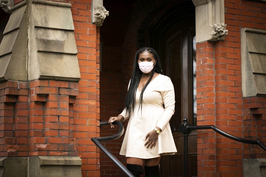 K I S S: A poem for Venus