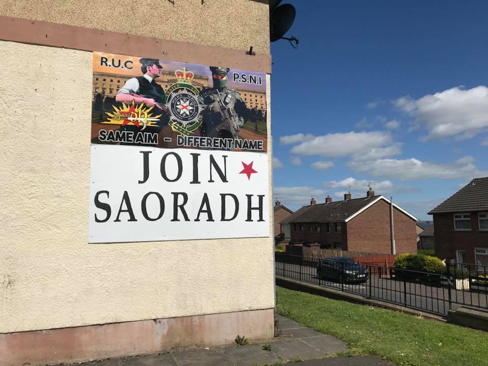 El norte de Irlanda: Campaña de propaganda de Saoradh en Belfast