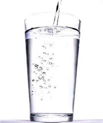 estados de agregacion de la materia: líquidos y solidos