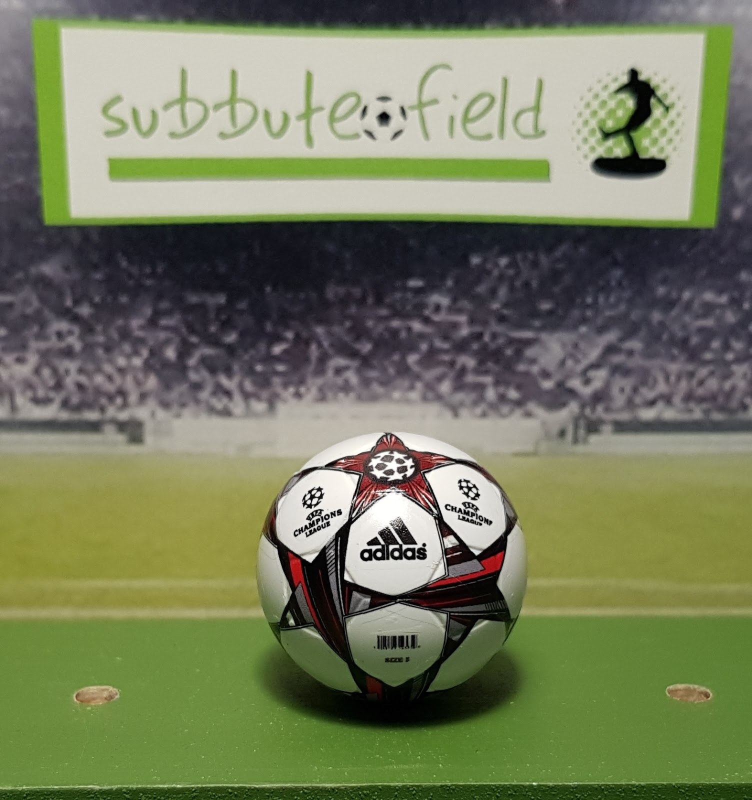 Subbuteo Field: New Decal Balls