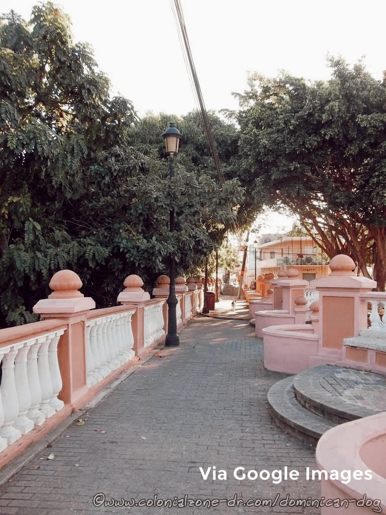 Parque Rosado - Plaza Pellerano