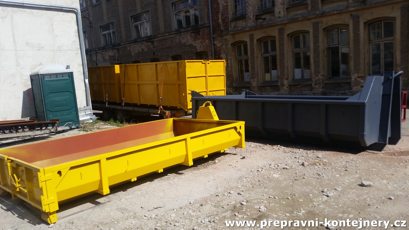 hákové přepravní kontejnery: hákový kontejner Avia velkoobjemový na ...