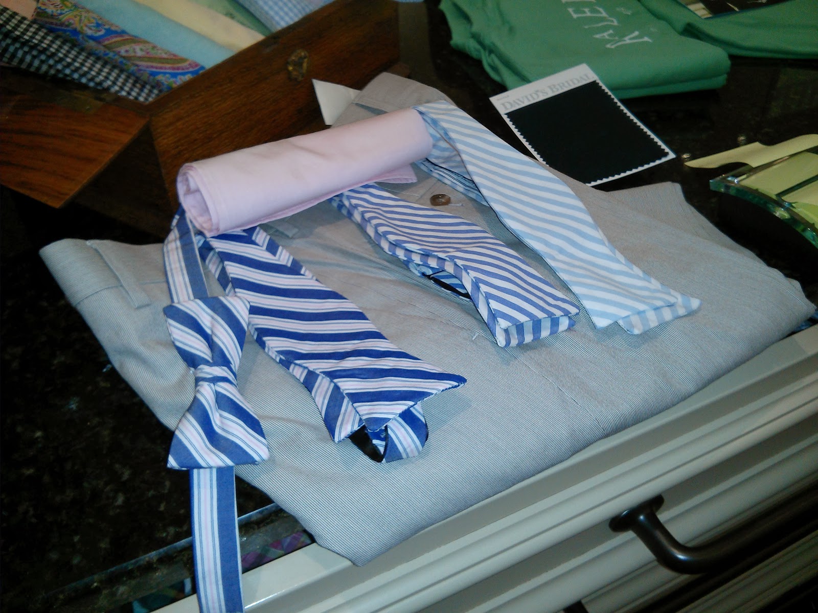 the eibls: Wedding Throwback: Dressing the wedding party