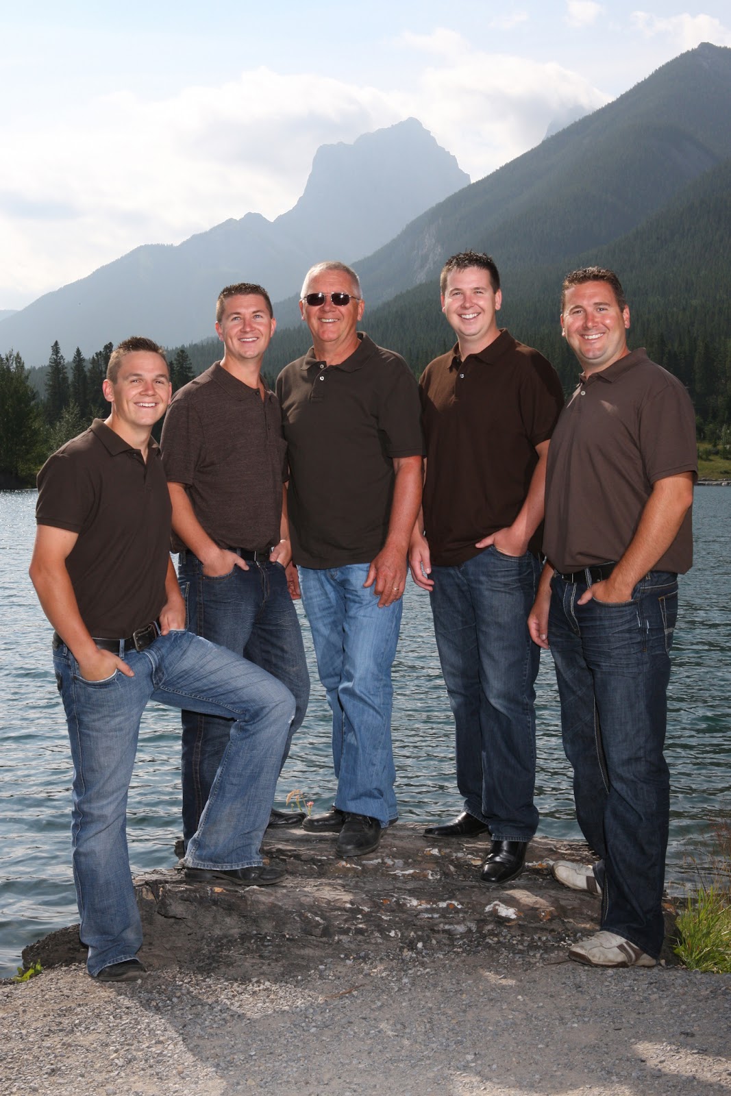 Alpine Peak Photography: Banff Portrait Photographer - Smith Family ...
