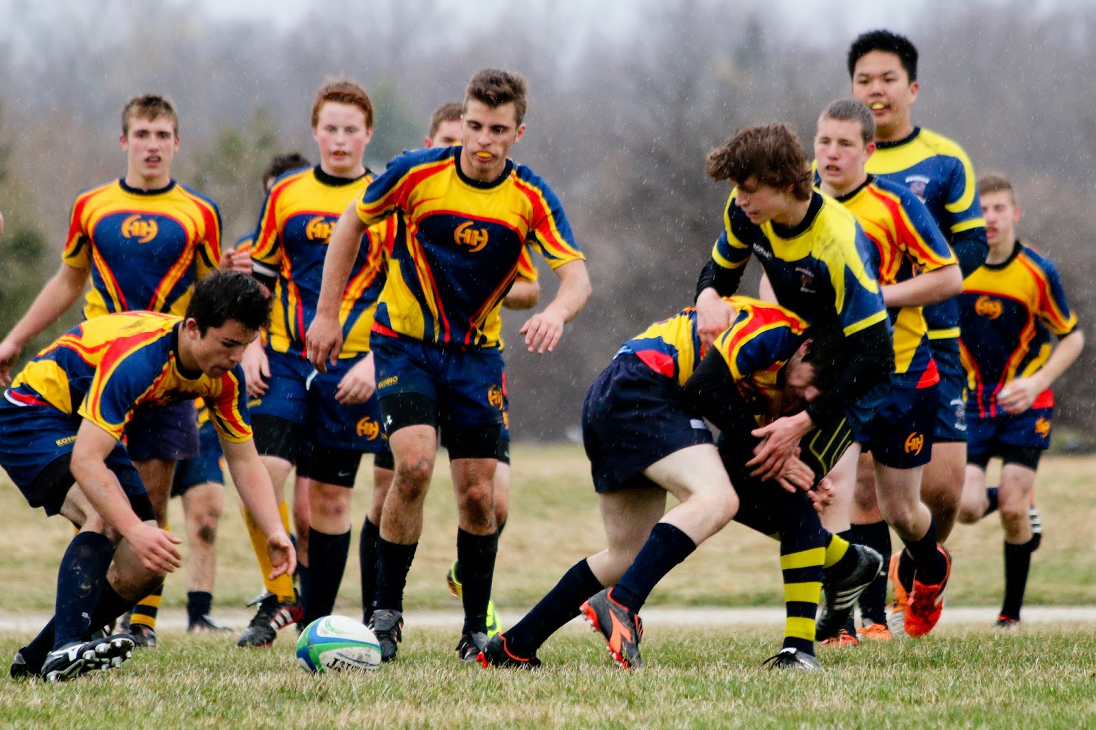 holiday valley: Humberview Huskies Rugby Photos vs Mayfield