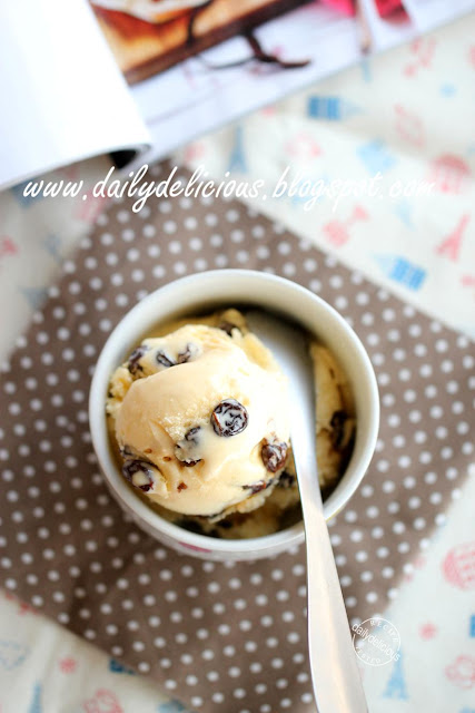dailydelicious thai: Rum Raisin Ice cream: Prepare yourself to fall in ...