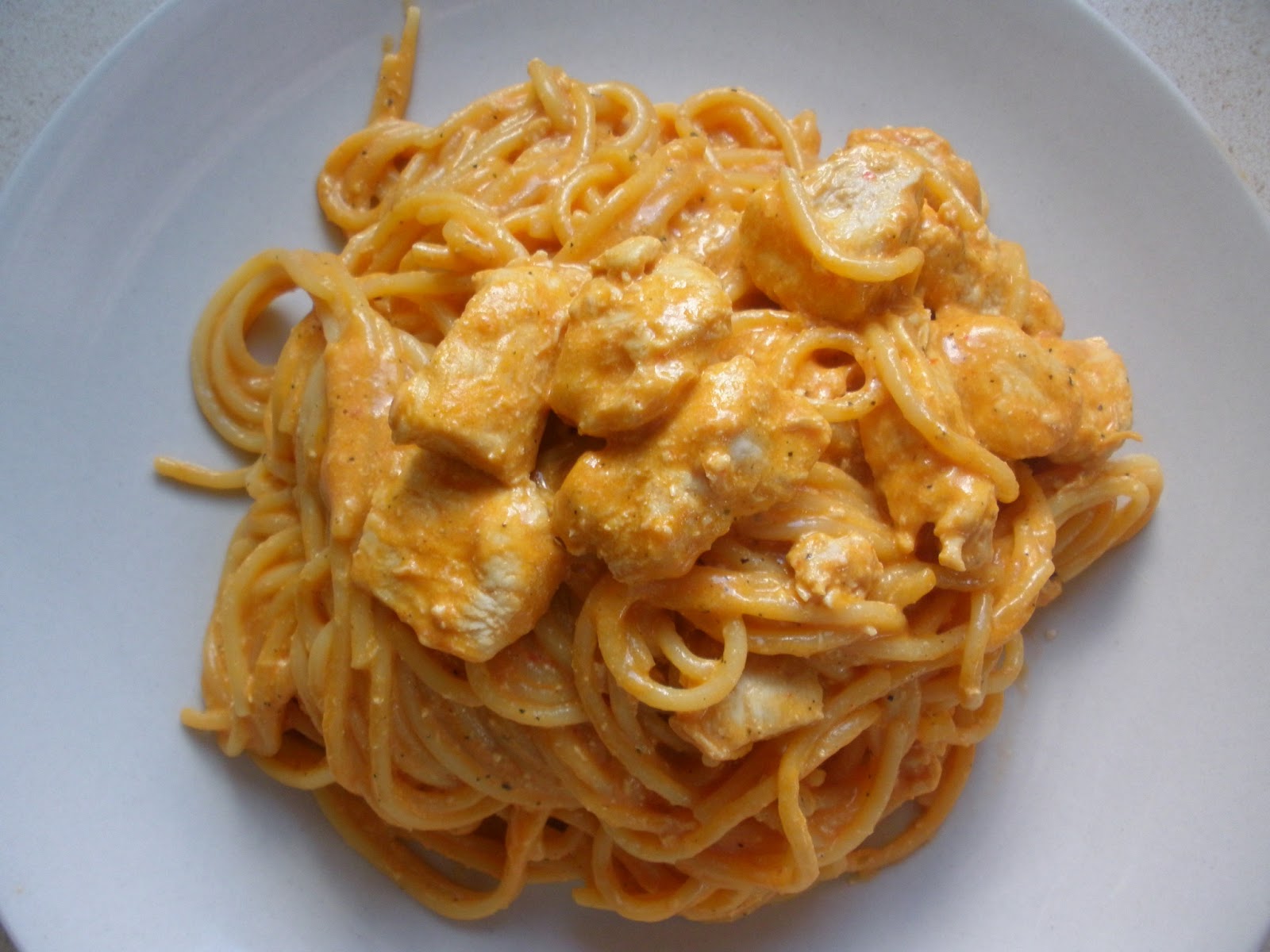 Come to cook: Σπαγγετι με κοτοπουλο και παπρικα