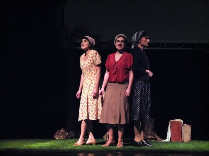 Soliloquio de grillos en el Teatro Federico García Lorca el 30 de ...