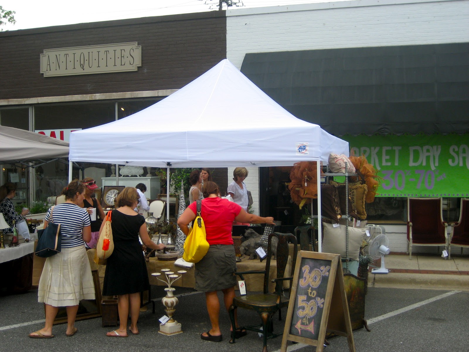 Vintage Mulberry: It's Monday And Market Day Is Over!!! It's Over!!!!