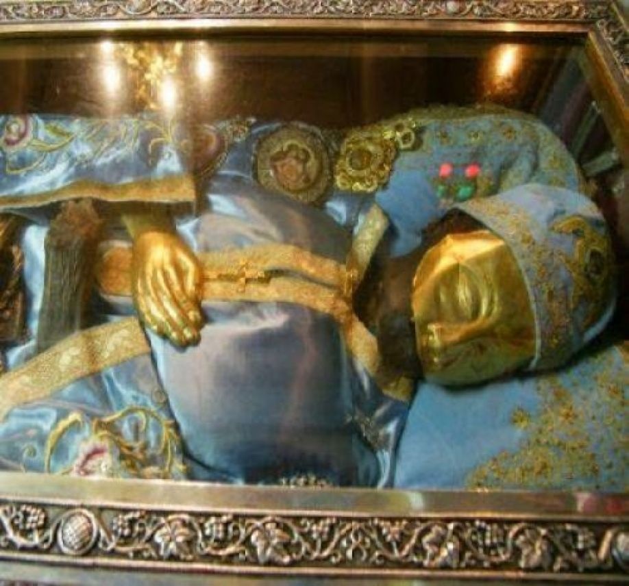 ΣΥΓΚΛΟΝΙΣΤΙΚΟ ΘΑΥΜΑ ΤΟΥ ΑΓΙΟΥ ΙΩΑΝΝΗ ΤΟΥ ΡΩΣΟΥ ΟΠΩΣ ΤΟ ΕΖΗΣΕ ΖΕΥΓΑΡΙ ...