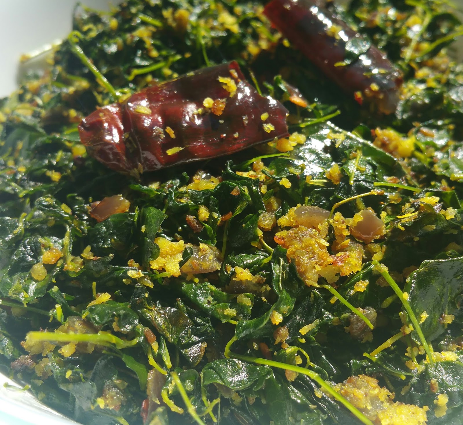 കഞ്ഞീം കറീം ....: Muringayila Thoran / Kerala Style Drumstick Leaves ...