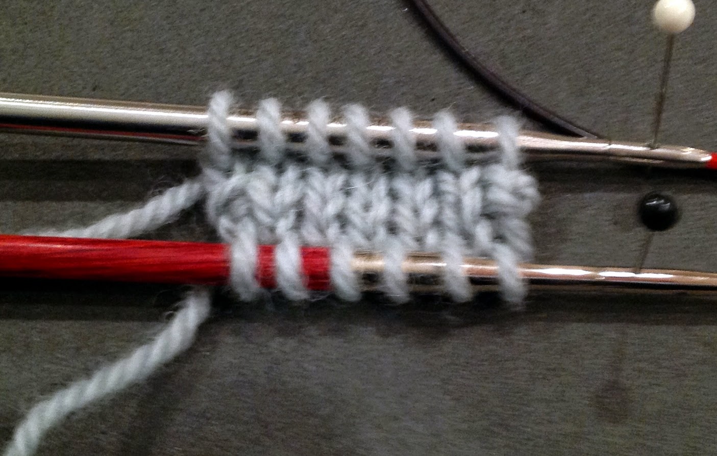 Arenda Holladay: Tubular Cast On Using Judy's Magic Cast On