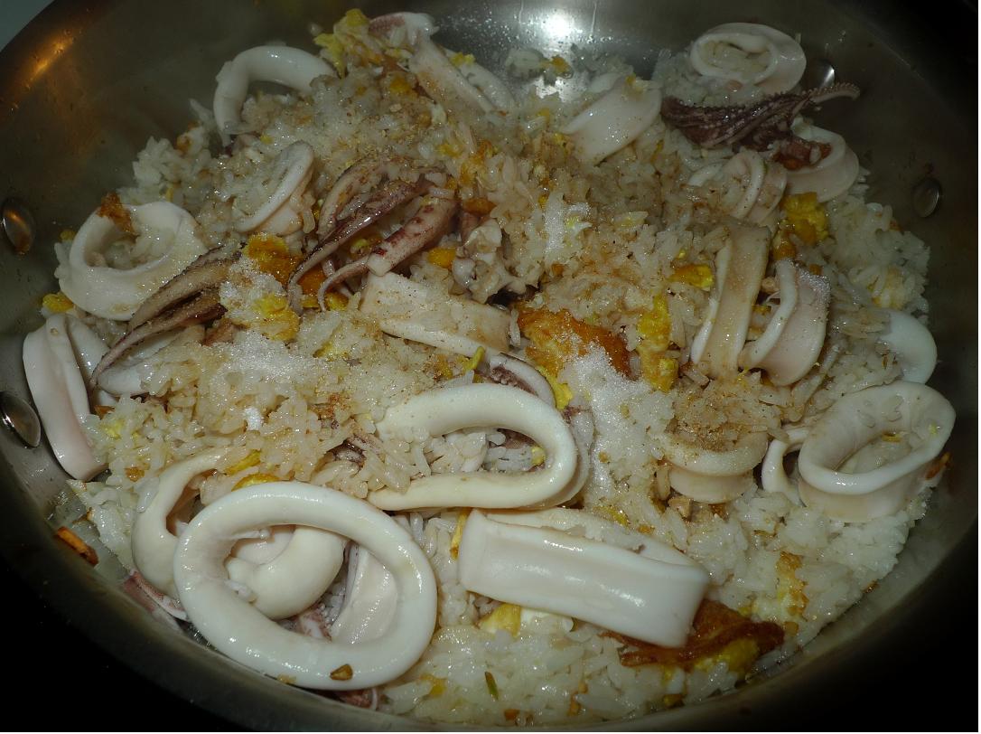 Amporn's Thai Kitchen: Calamari fried rice