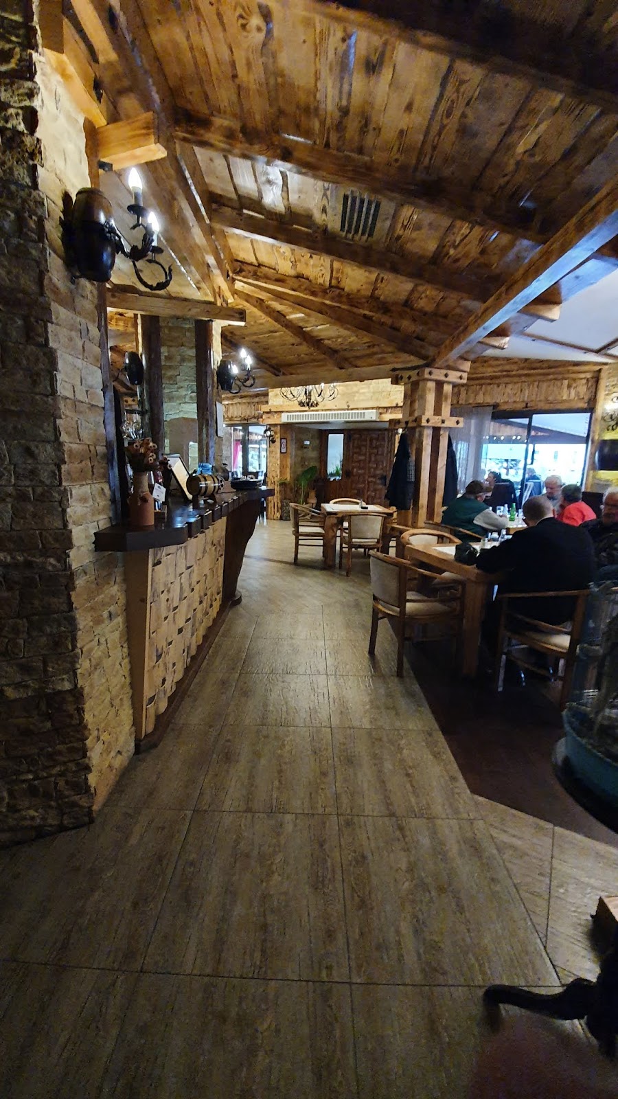 Dorozsmai Endre kulináris kalandozásainak krónikája: Fiáker étterem ...