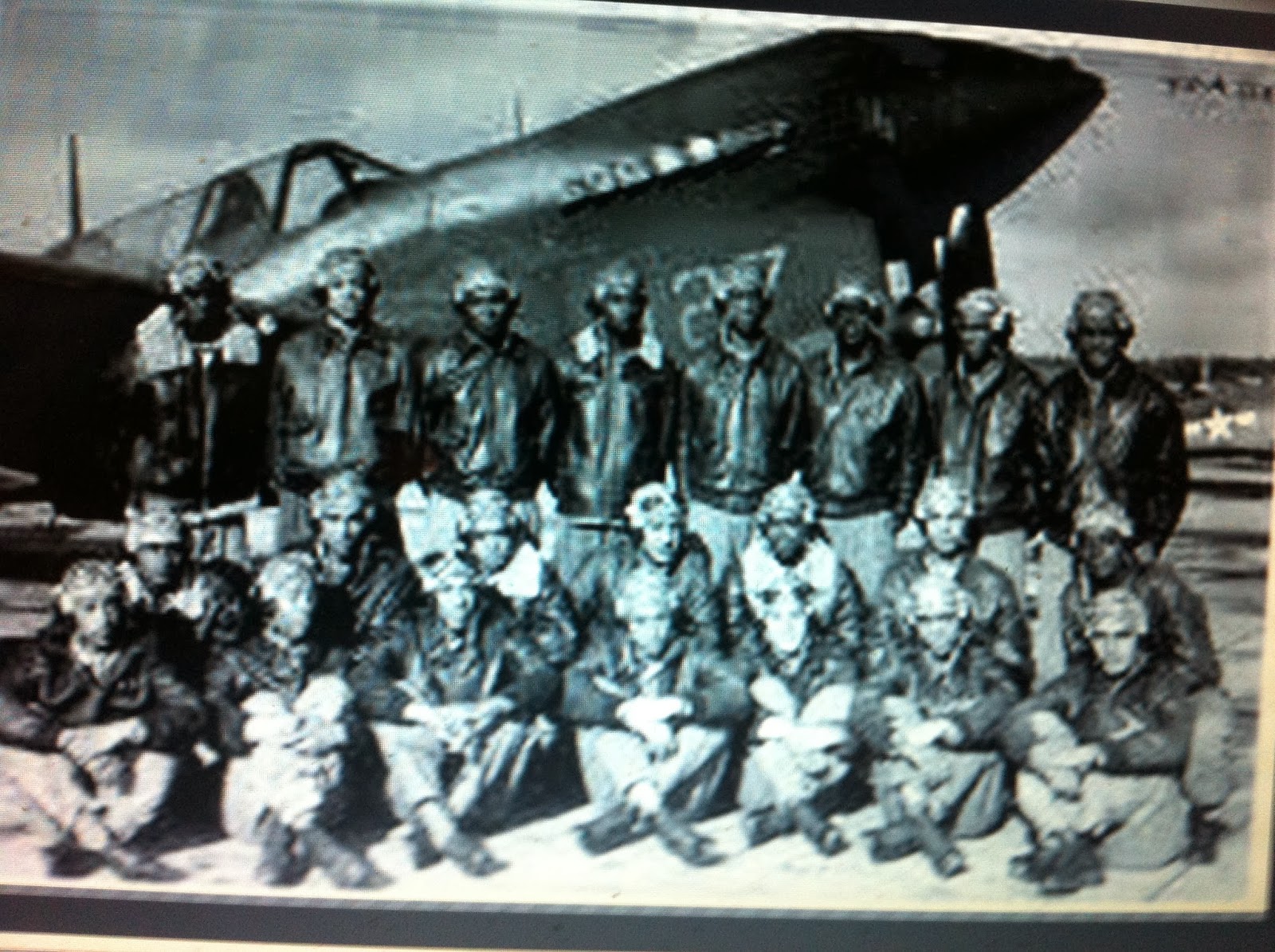 THE BLACK SOCIAL HISTORY:: BLACK SOCIAL HISTORY : THE TUSKEGEE AIRMEN ...