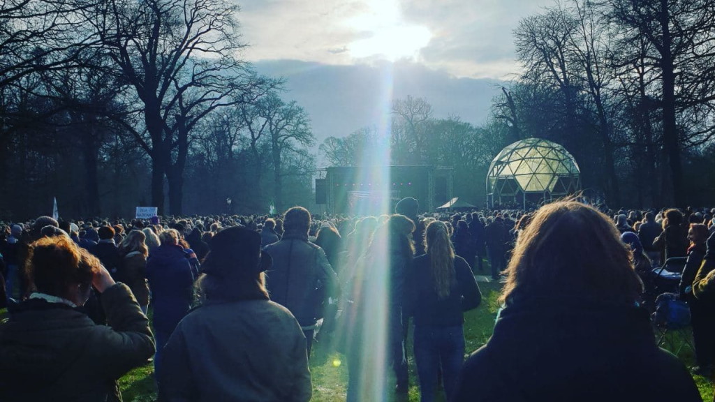 ΚΑΙΟΜΕΝΗ ΒΑΤΟΣ: Παγκόσμια Συμμαχία για την Ελευθερία! Bίντεο