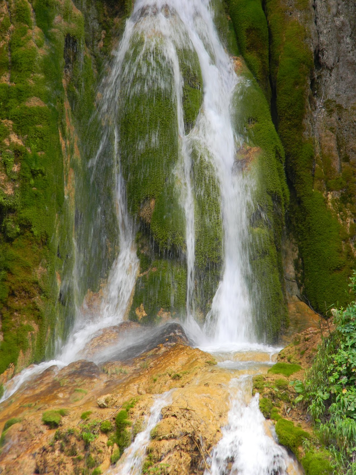 Blog de Calatorii si Drumetii Montane.: Cascada Sipote,Salciua,Belis ...