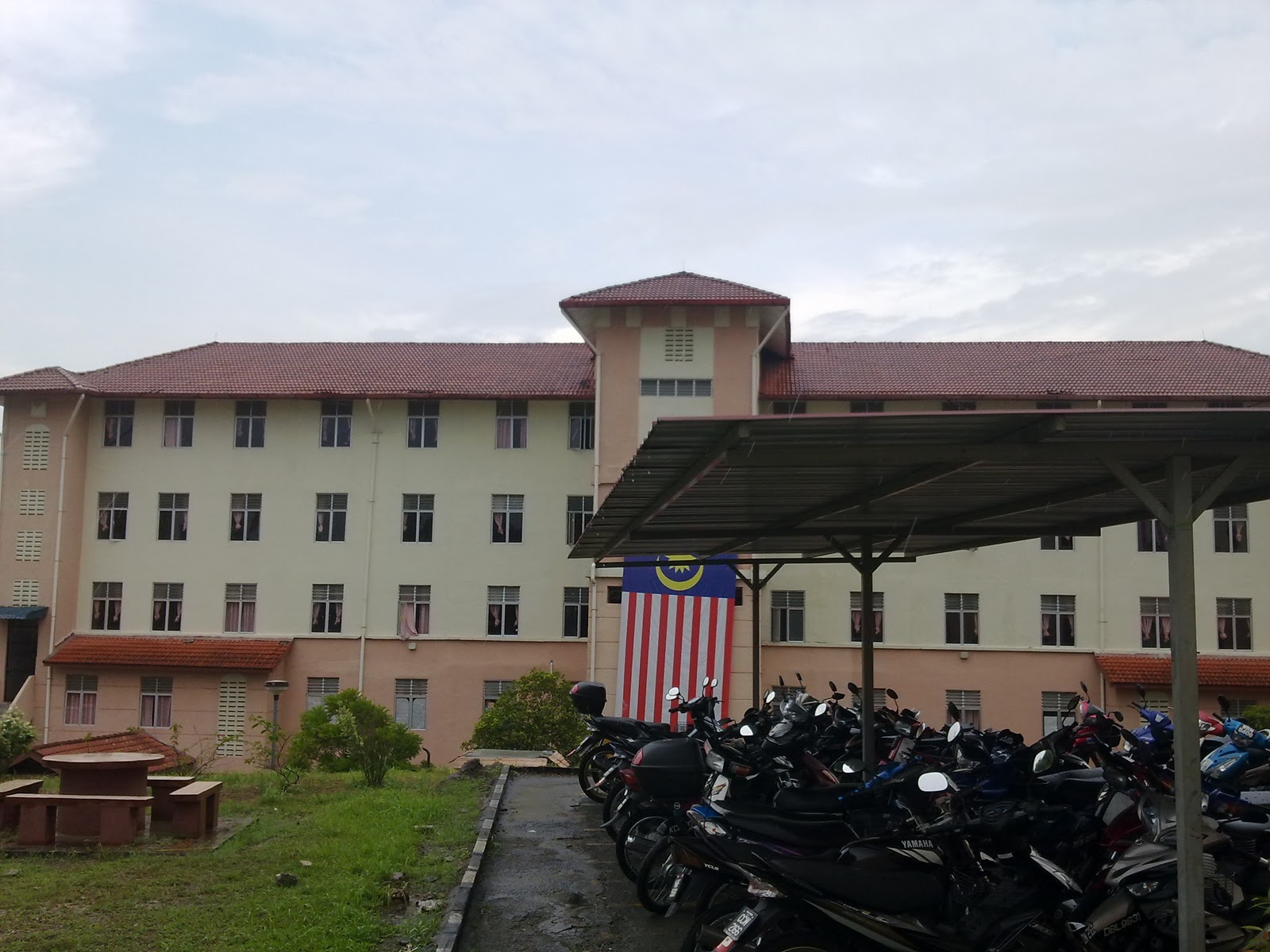 Kehidupan dalam UKM(University Kebangsaan Malaysia): Asrama saya