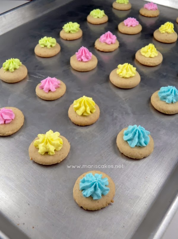 Meringue Kissed Cookies or Iced Gems Cookies | Mari's Cakes (English)