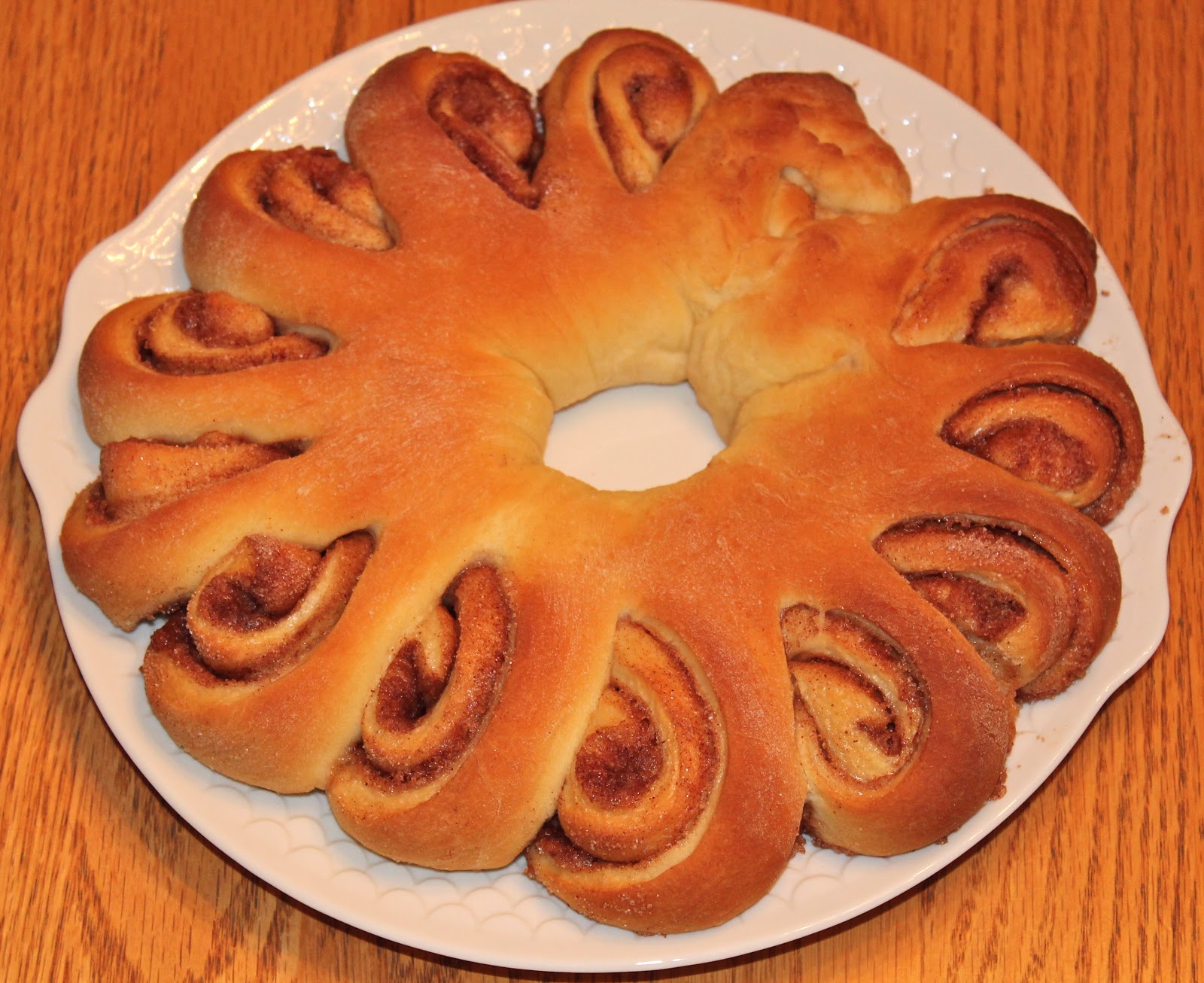 Heather's Recipes: My Mom's Tea Ring
