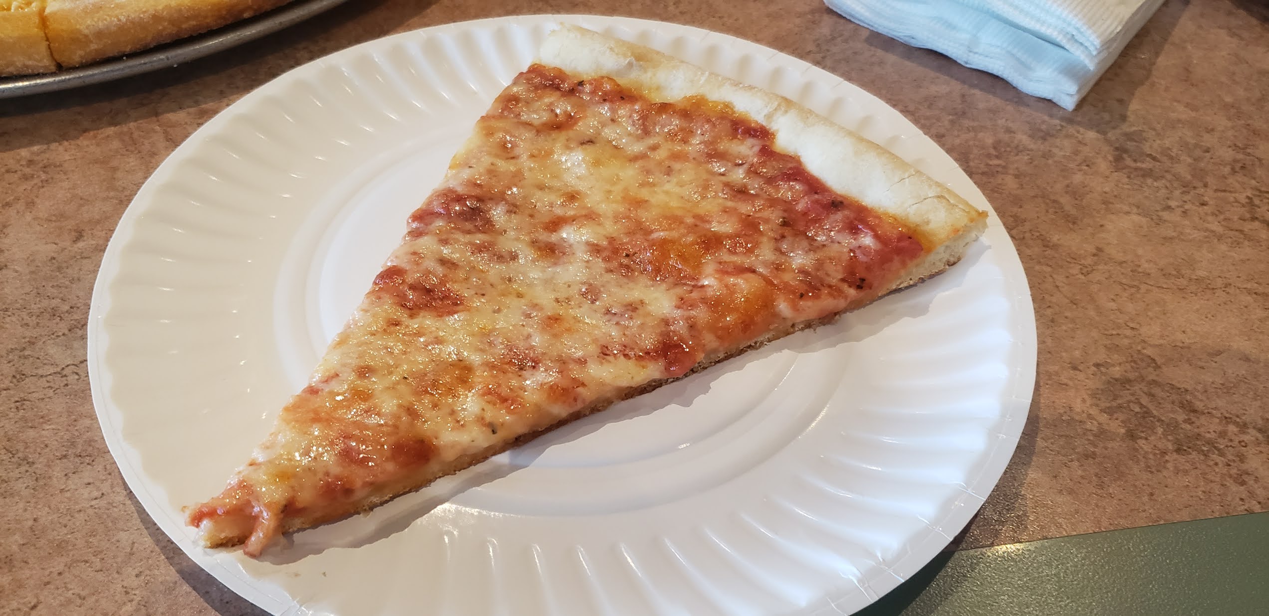 Dino and Francesco's - Moosic | NEPA Pizza Review