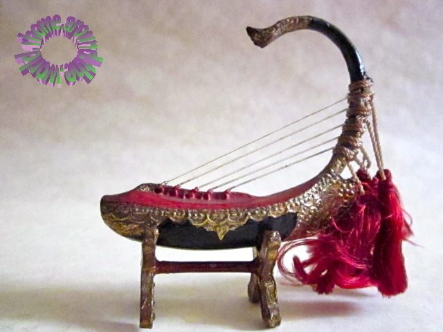 RHOME AROUND THE WORLD: MYANMAR (Burma) - Saung (Boat Harp)