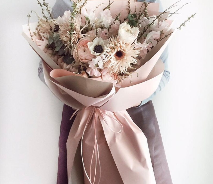 WEEKLY FLOWER DELIVERY: SENDING FRESH FLOWERS REGULARLY | LITTLE FLOWER HUT